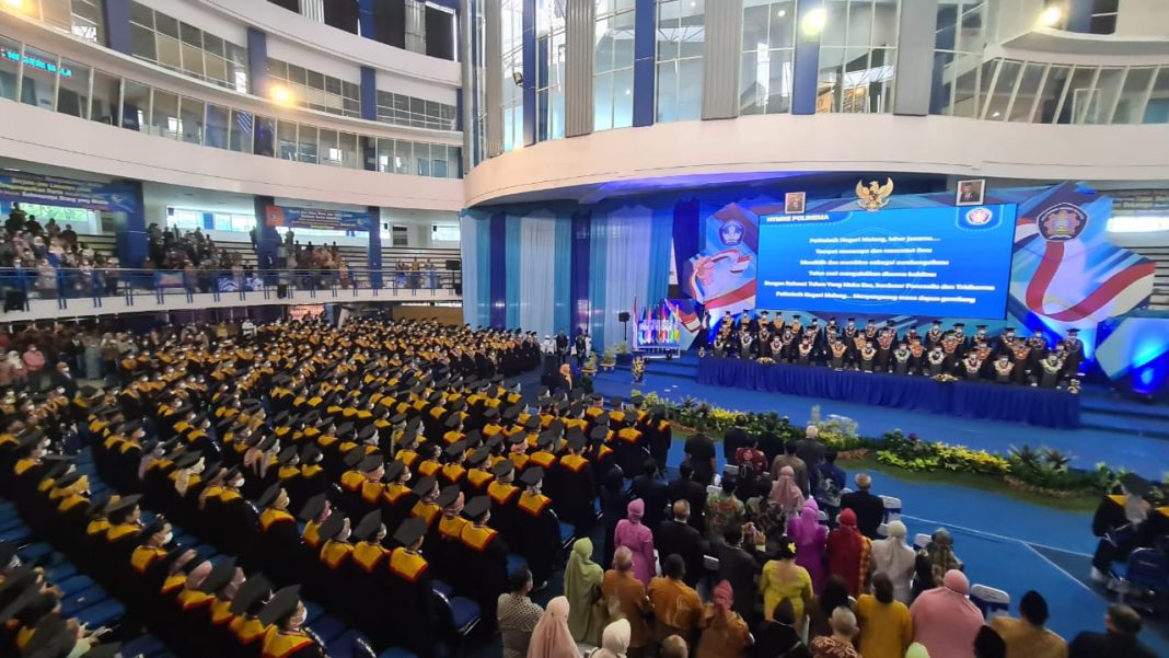 12 Mahasiswa Asing Angkatan Pertama Polinema Ikuti Wisuda Gelombang I ...