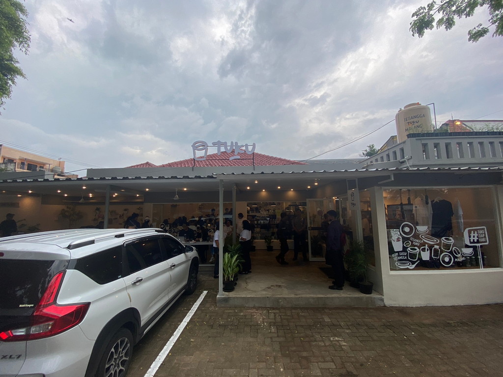 Buka Toko Besar di Malang, Tuku Kopi Bawa Konsep Unik - MalangVoice